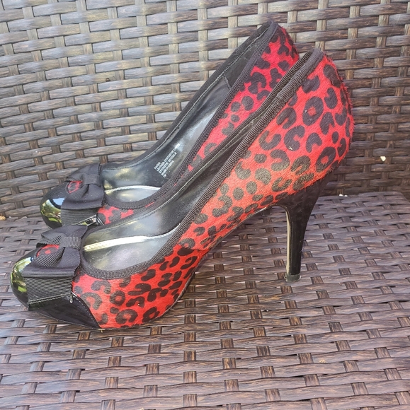 White House Black Market | Shoes | White House Black Market Red And ...